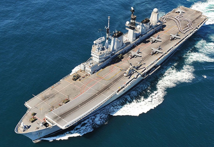 British HMS Ark Royal is going to be turned into scrap